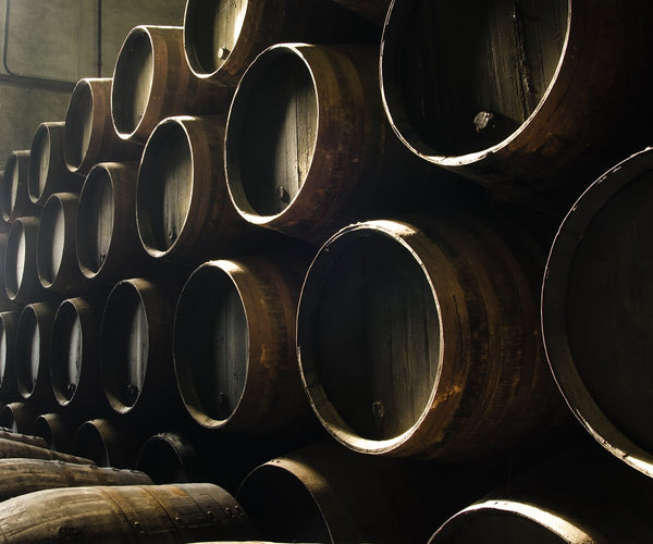 How To Age Whiskey: A Complete Guide | Barbank